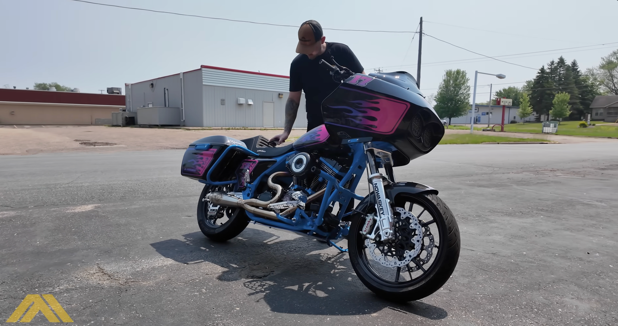 Building The Most Expensive Harley Stunt Bagger – Nowaskey